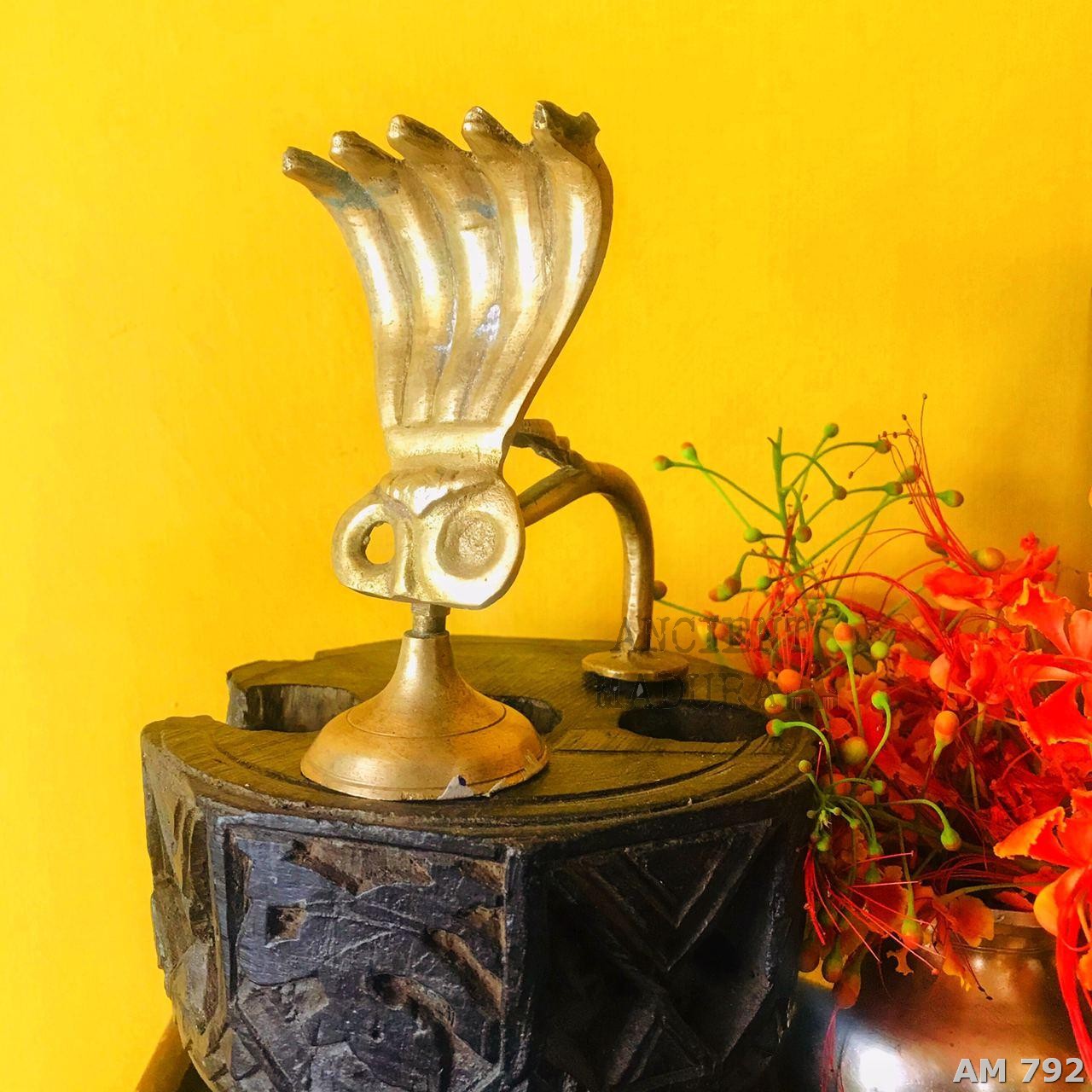 Brass 5 Hooded Snake Stand - Ancient Madurai