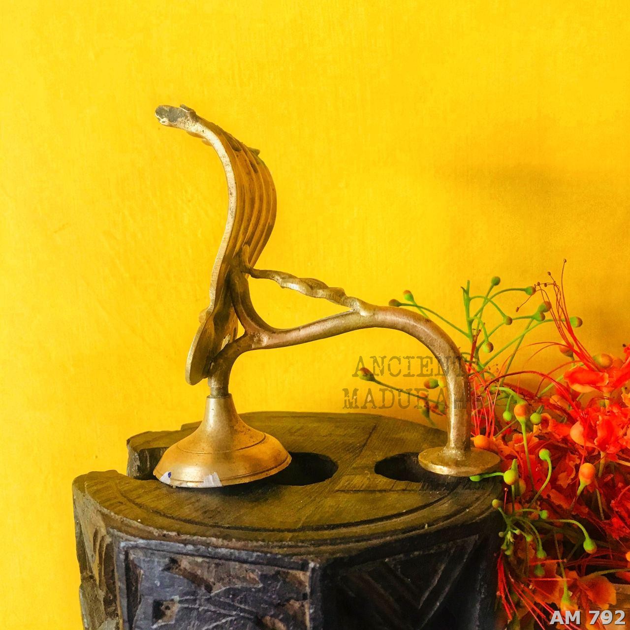 Brass 5 Hooded Snake Stand - Ancient Madurai