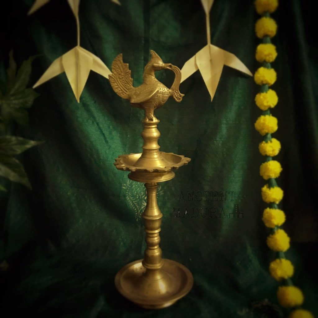 Lamp/ Vilakku Archives - Ancient Madurai